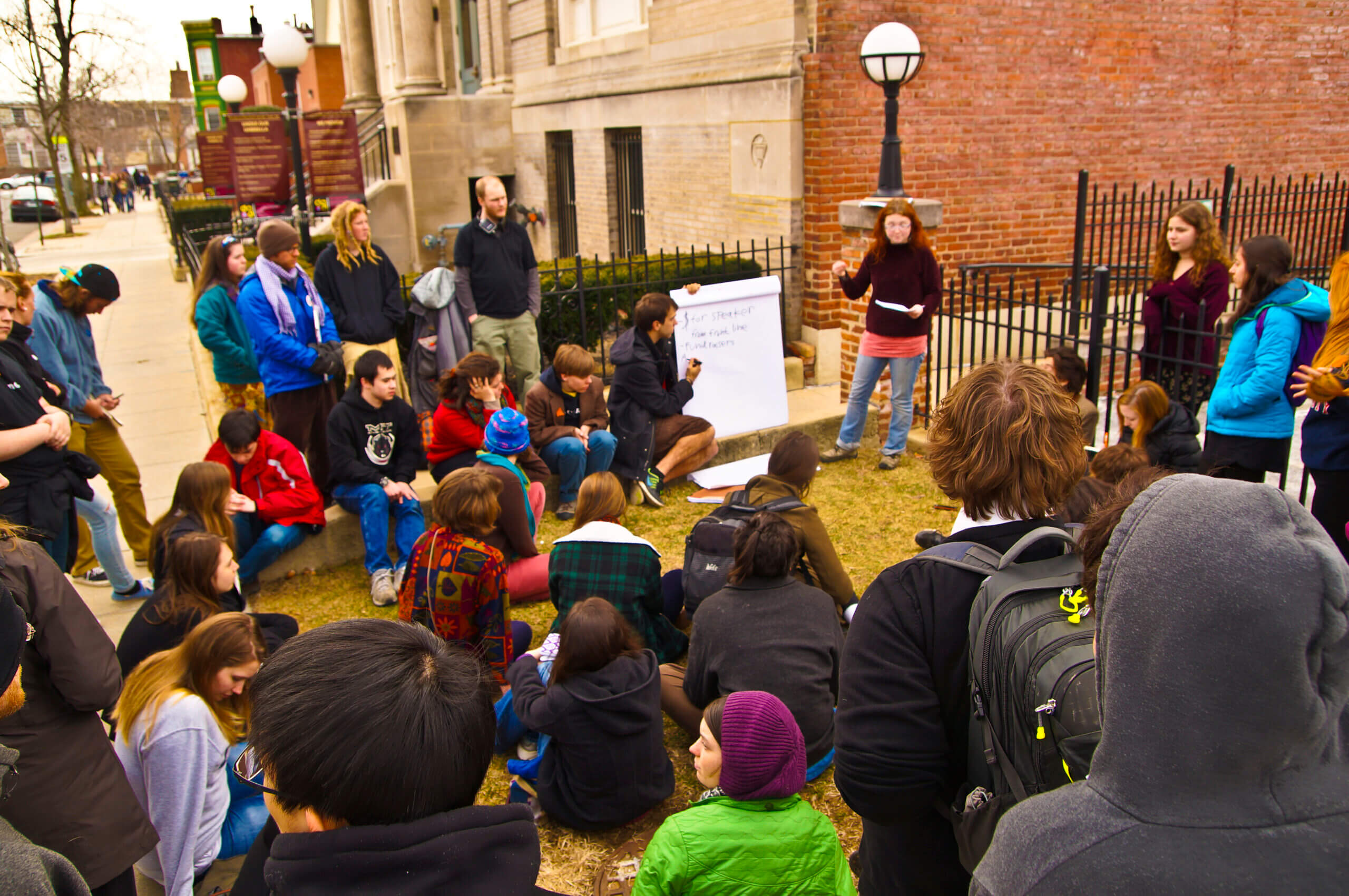 Community organizing: hoe regelen we dat? – Sociale Vraagstukken